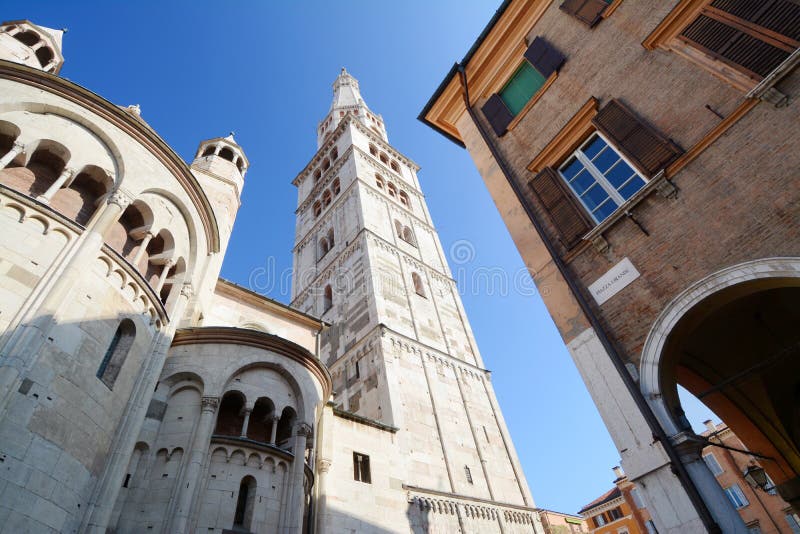 The Wonderful Romanesque Cathedral of Modena Editorial Photography ...