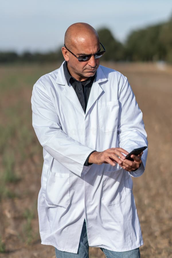 Agronomist at work stock image. Image of healthy, gardening - 126008153