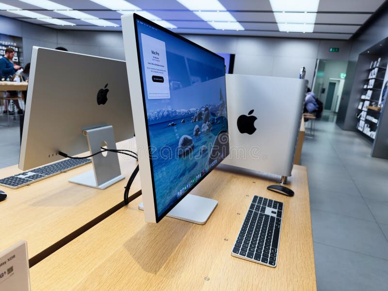 Multiple Imacs Stock Photos - Free & Royalty-Free Stock Photos from ...