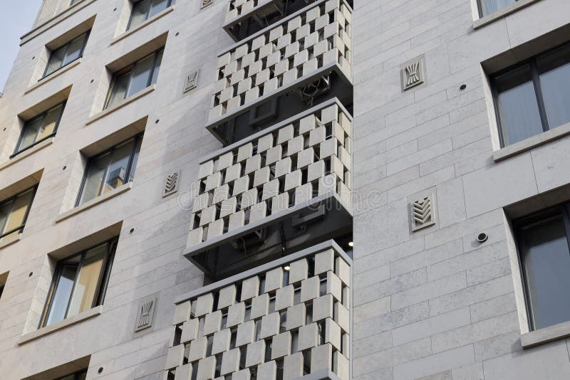 The Modern Architectural Design of a CuttingEdge Urban Apartment ...