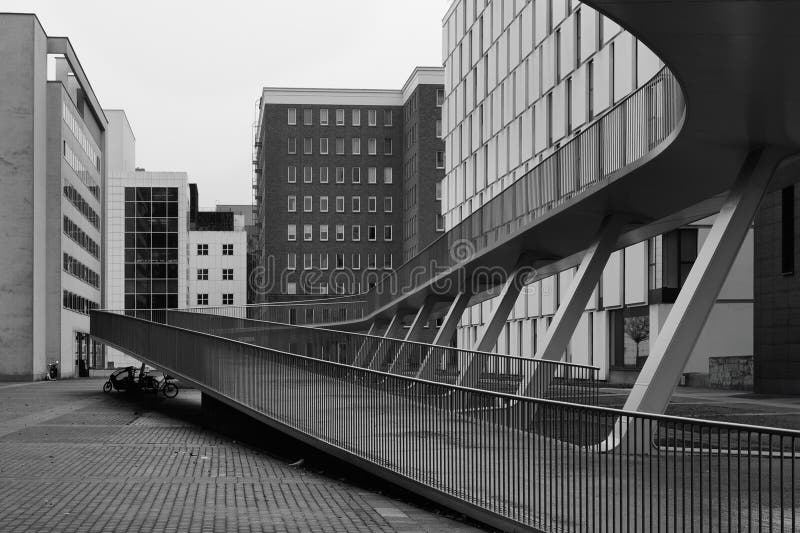 Architectural Design of a Pedestrian Bridge between Office Buildings in ...