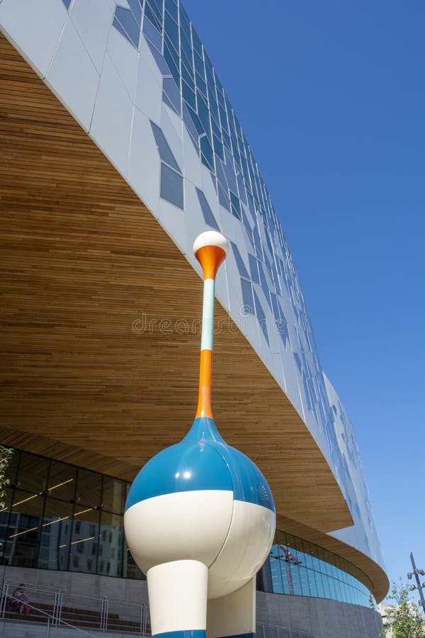 Modern Architectural Library in Downtown with Geometric Designs ...