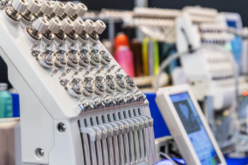 Modern and Automatic High Technology Sewing Machine for Textile or ...