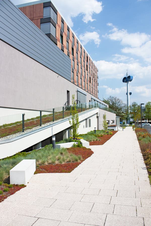 Footpath in the Roof-garden Stock Photo - Image of cobble, hotel: 7295044
