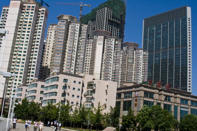 Modern building in China editorial stock image. Image of road - 21267789