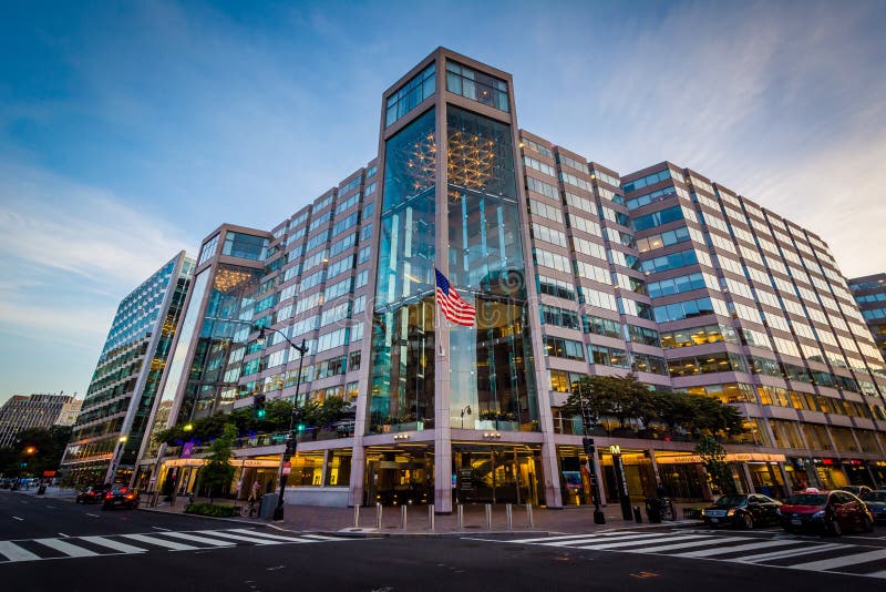 Modern Building and Intersection in Downtown Washington, DC. Editorial ...
