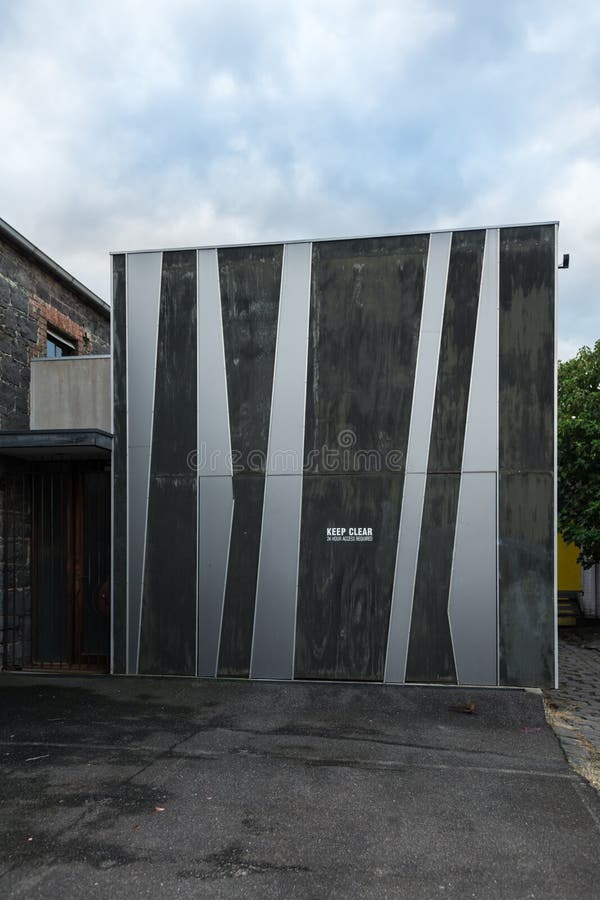 Modern Building with Keep Clear Sign Stock Image - Image of city ...