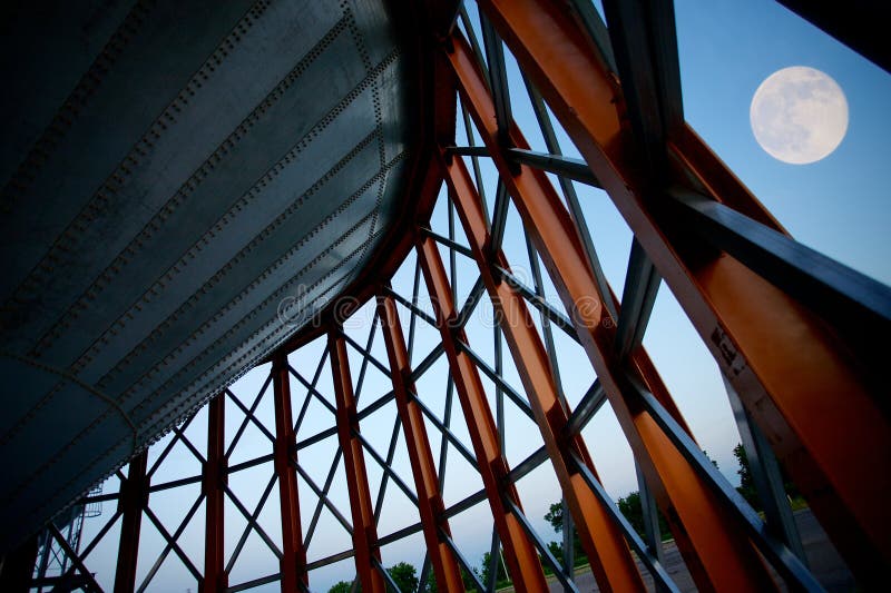 Modern building at night stock photo. Image of moon, dark - 32069988