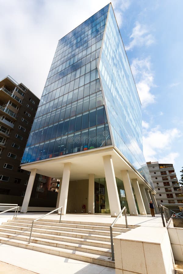 Modern building editorial photography. Image of business - 59530737