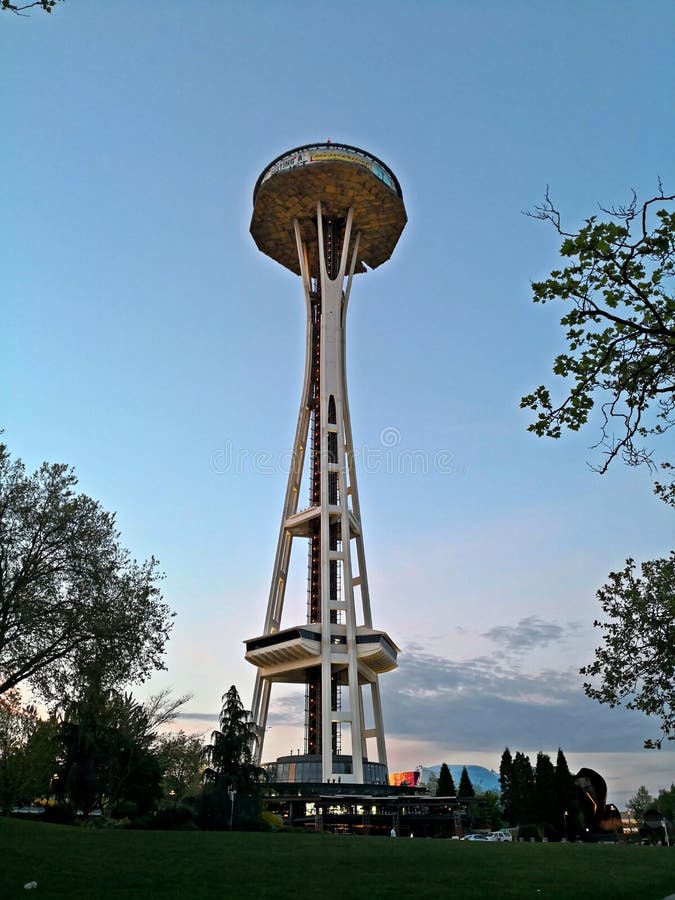 Space Needle In Seattle During The Sunset Editorial Photo - Image of ...