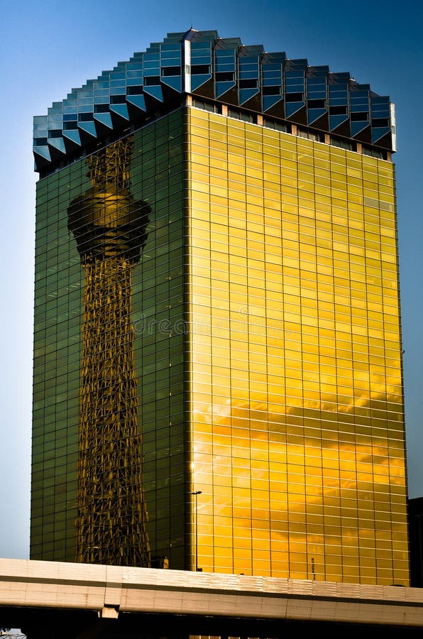 Modern building in Tokyo stock image. Image of tokyo - 24672055