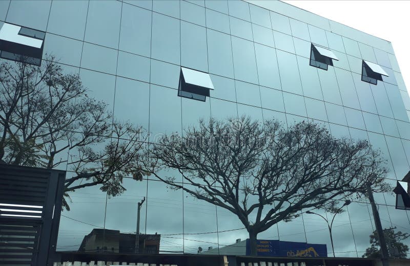 Mirror in building editorial photo. Image of facade - 128698046