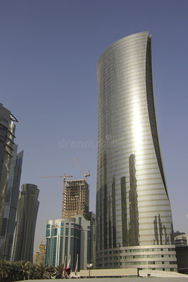 Modern buildings in Doha editorial stock image. Image of harbor - 95101594