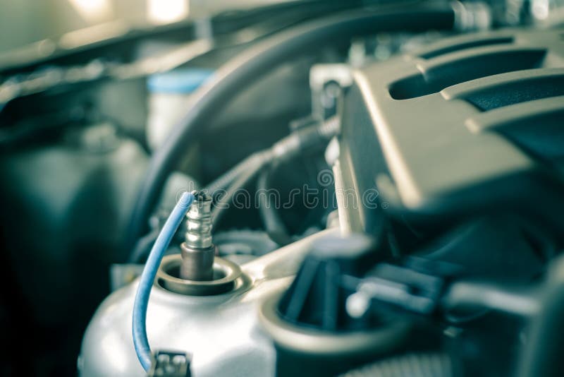 Modern Car Engine, O2 Oxygen Sensor Upstream - Downstream, Internal ...