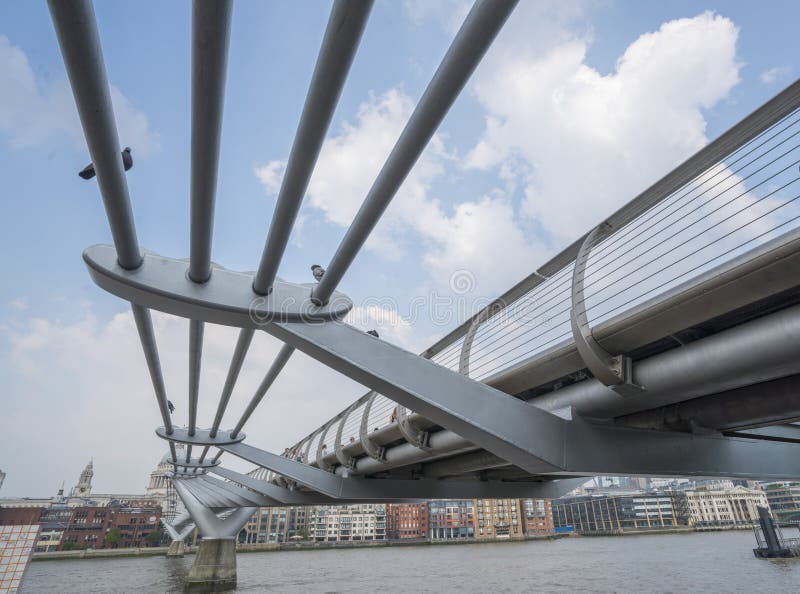Modern Construction of Millennium Bridge in London - LONDON, ENGLAND ...