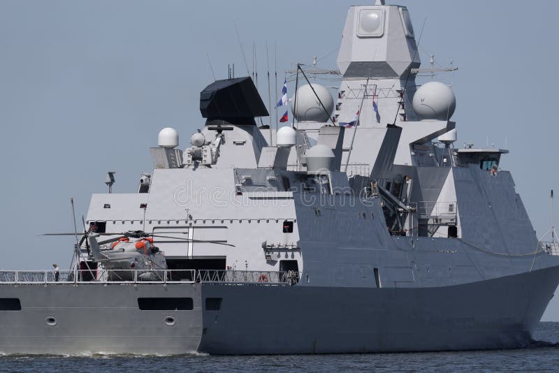 FRIGATE editorial image. Image of command, armed, navigation - 251100025