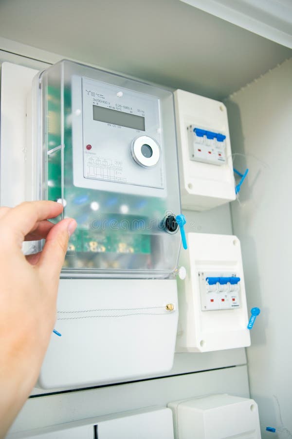 Modern electric meter stock image. Image of circuit, reading - 35125443