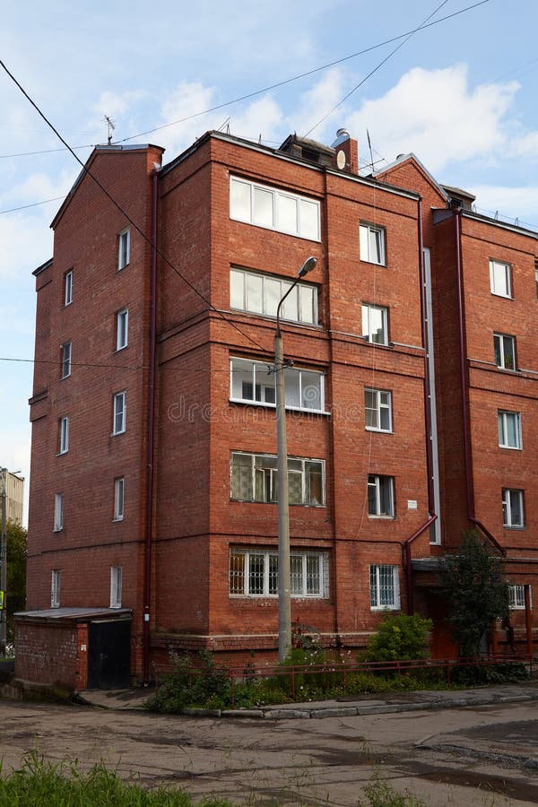 Modern Five-story Brick Residential Building Stock Image - Image of ...