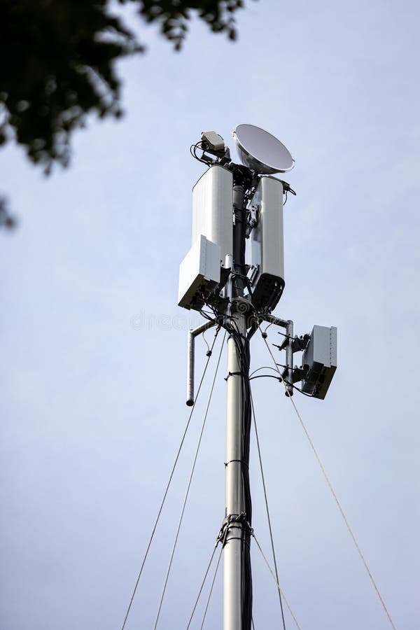 Modern 5 G Antenna Outdoors Stock Photo - Image of radio, steel: 323005718