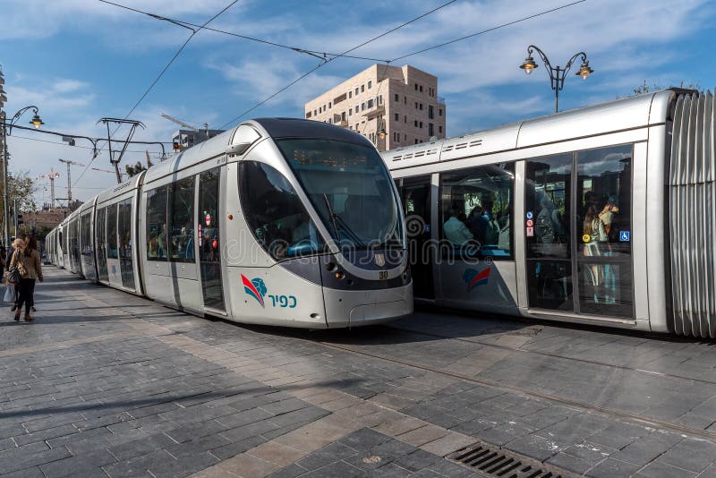 444 Jerusalem Light Rail Train Stock Photos - Free & Royalty-Free Stock ...