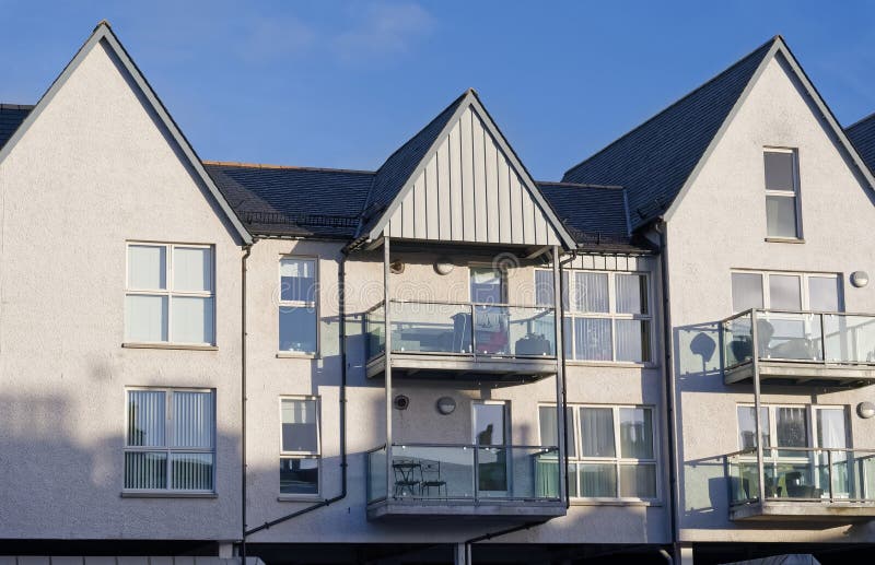 Modern High Rise Flats at New Development in London Stock Photo - Image ...