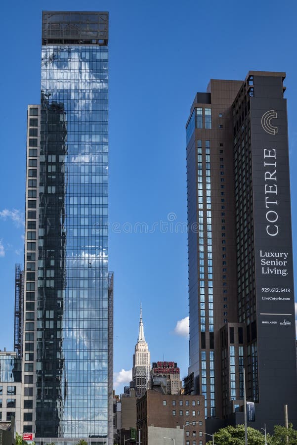 Modern High-rise Building by Star Architect Libeskind with Space for ...