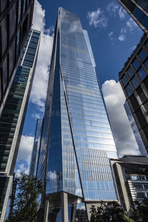 Modern High-rise Building by Star Architect Libeskind with Space for ...