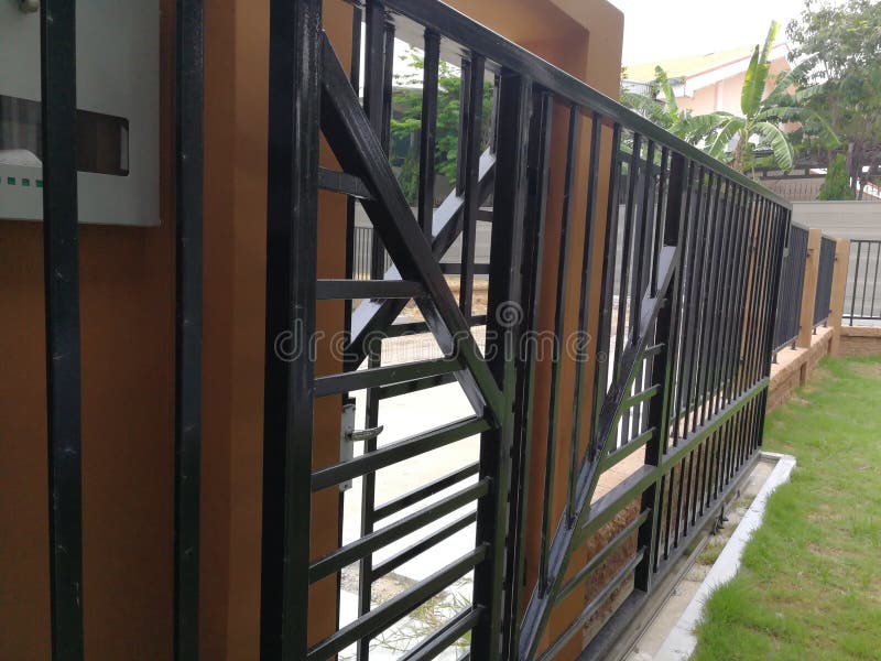 Modern house gate stock photo. Image of city, sign, home - 148053352