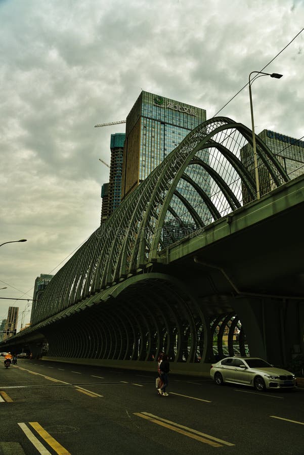 Modern iron bridge editorial photography. Image of wuhan - 256991752