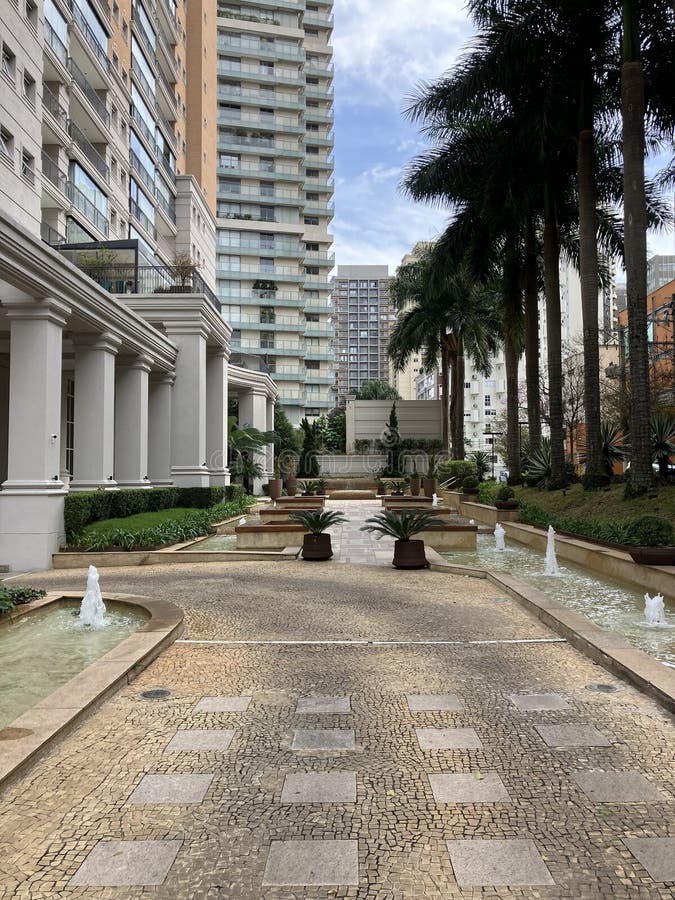 Modern Life - Suburbs of Brazil Stock Photo - Image of plaza, palace ...