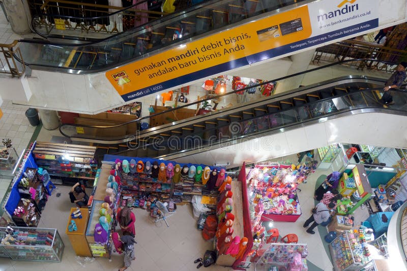 Modern market editorial photo. Image of variety, central - 48764736