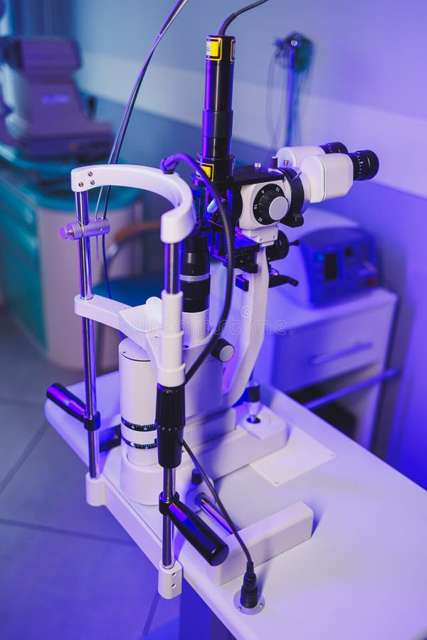 A Modern Microscope for Vision Stock Image - Image of instrument ...