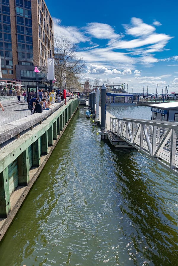 Modern Mixed-use Development on the Southwest Waterfront in Washington ...