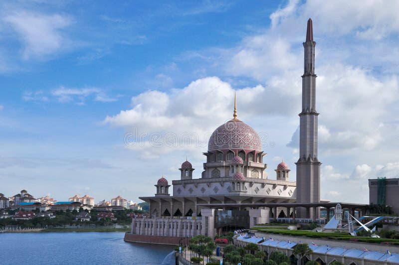Modern mosque in Malaysia stock photo. Image of lumpur - 97162288