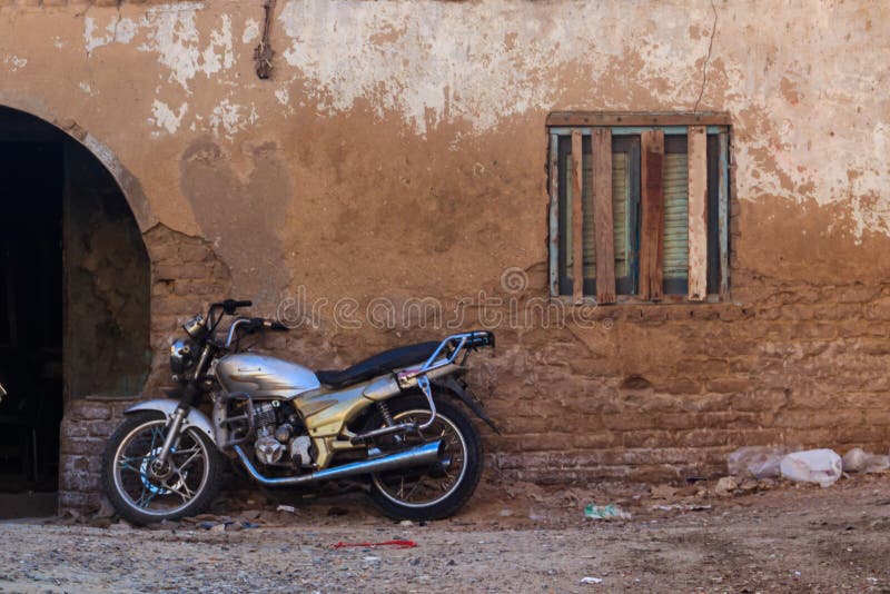 247 Motorcycle Parked Front House Stock Photos - Free & Royalty-Free ...