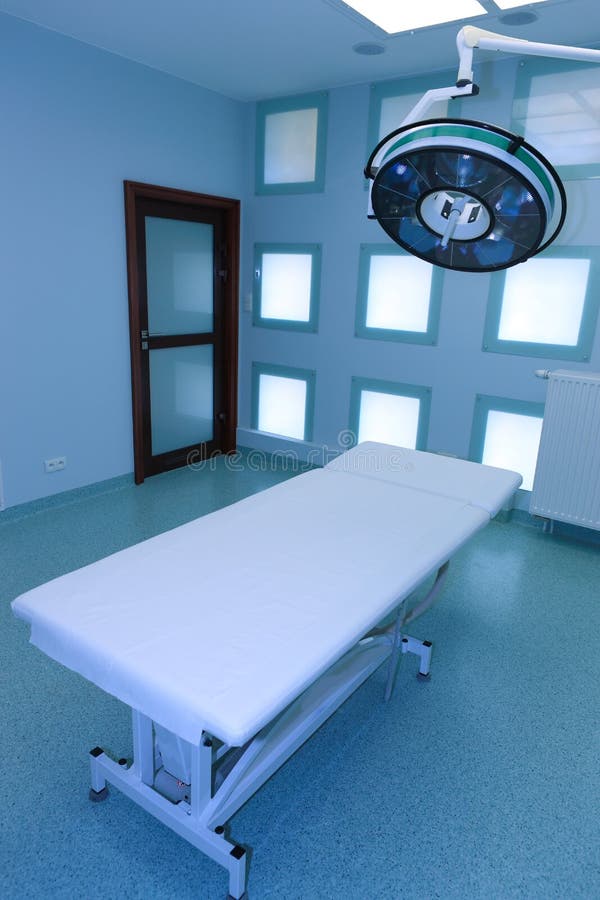 Modern Operationssal För Utrustning Arkivfoto - Bild av funktion ...