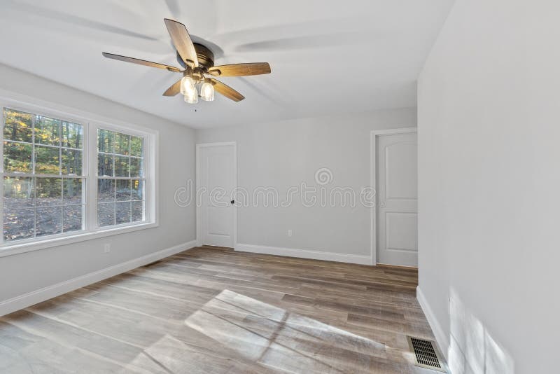 432 Ceiling Fan Empty Room Stock Photos - Free & Royalty-Free Stock ...