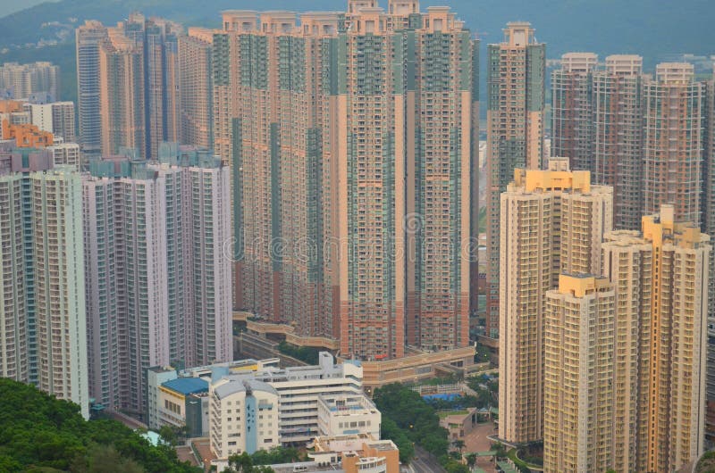 The Modern Residential Building at Tiu Keng Leng 12 July 2013 Editorial ...