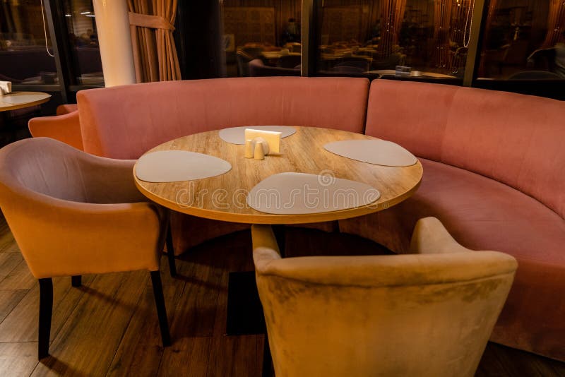 Modern Restaurant Interior in Evening. Cozy and Comfortable Dining ...