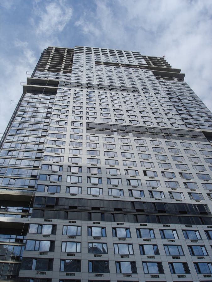 Modern Skyscraper stock image. Image of reflected, mirrors - 990317