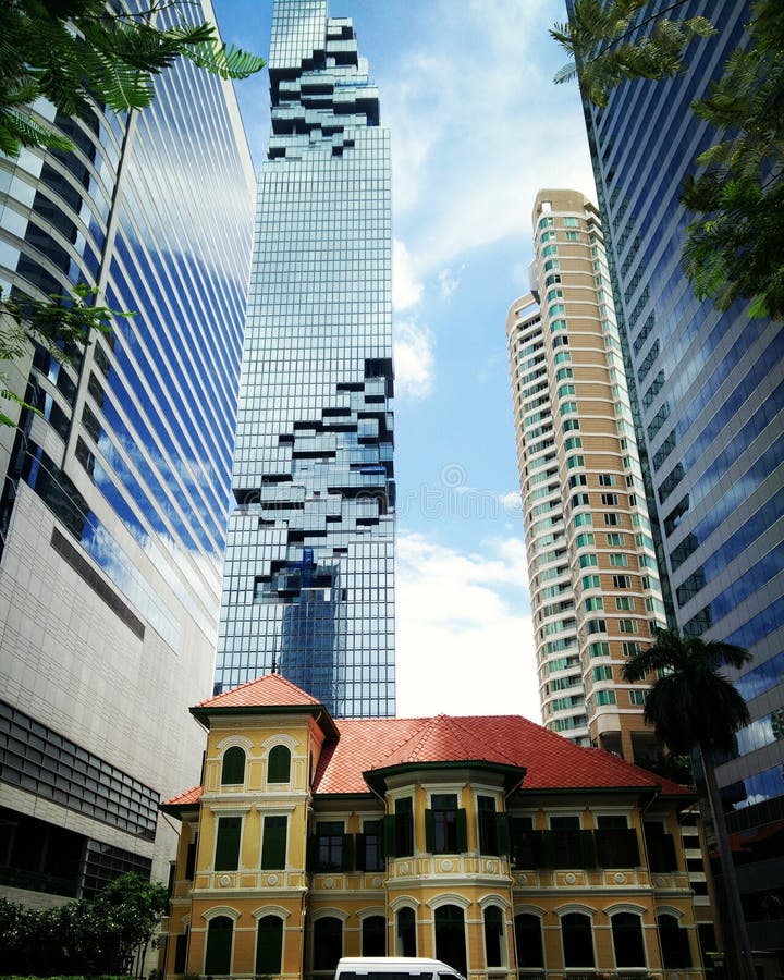 Modern Skyscraper Vs Old Asian Style Editorial Stock Photo - Image of ...