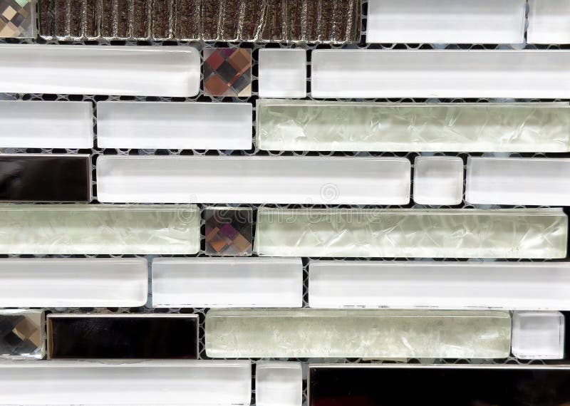 Modern Subway Tile Pattern with Glass and Marble Elements in Neutral ...