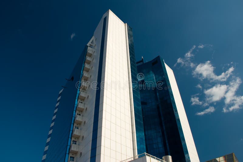 Modern Urban Office Building Stock Image - Image of bent, high: 6788345