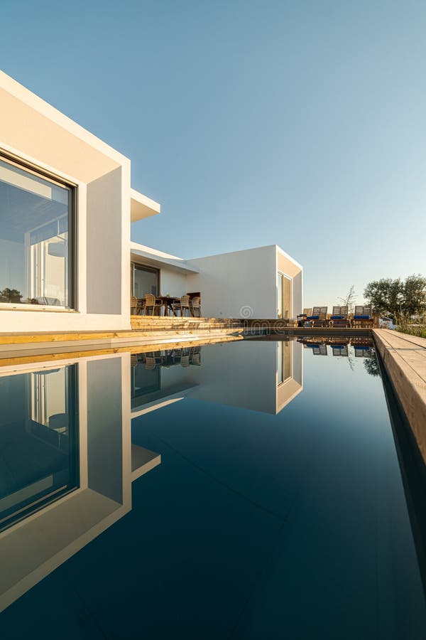 Modern Villa with Pool and Deck Stock Image - Image of wood, pool ...