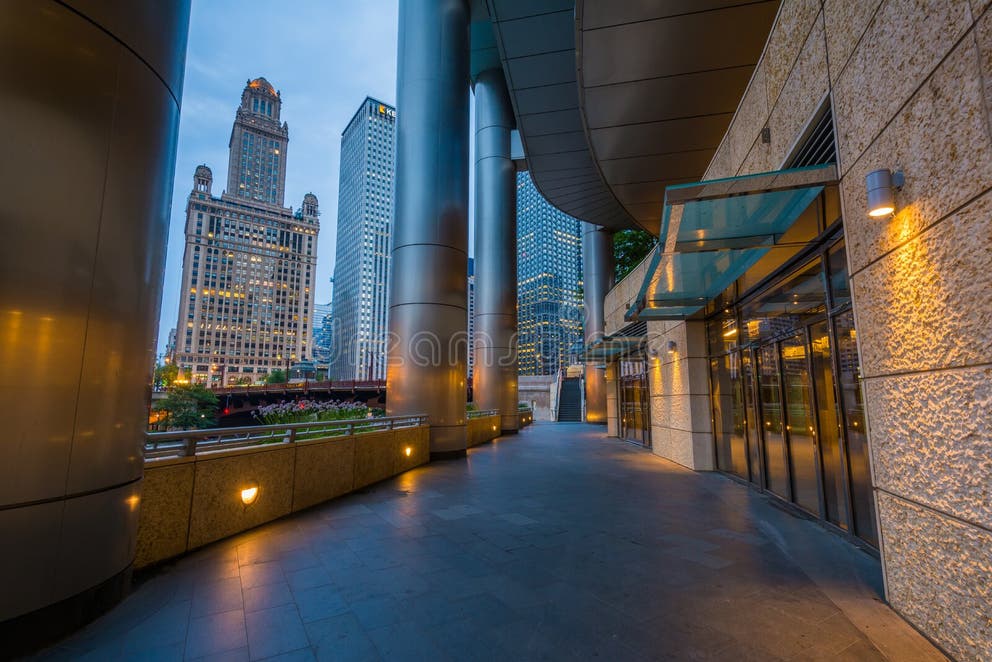 A Modern Walkway in Chicago, Illinois Editorial Stock Photo - Image of ...