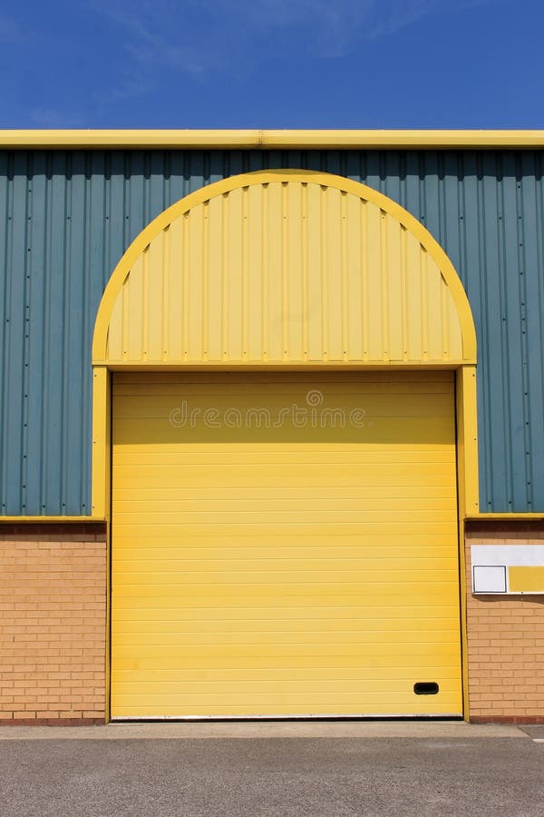 Modern warehouse building stock photo. Image of wharehouse - 32304000
