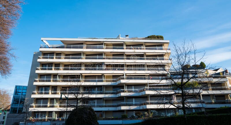 Modern White Building in Downtown Editorial Stock Photo - Image of ...