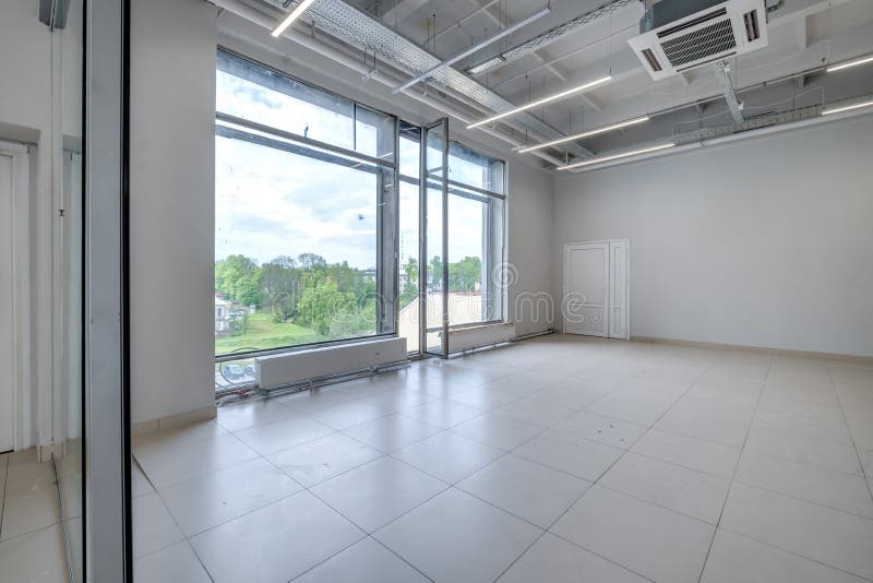 Modern White Empty Room Interior with Columns and Panoramic Windows ...