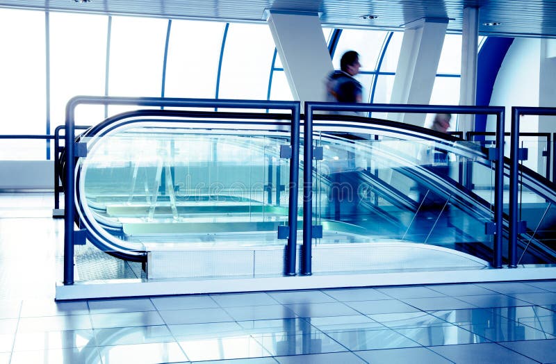 Rulltrappa arkivfoto. Bild av elkraft, rulltrappa, transport - 1909696