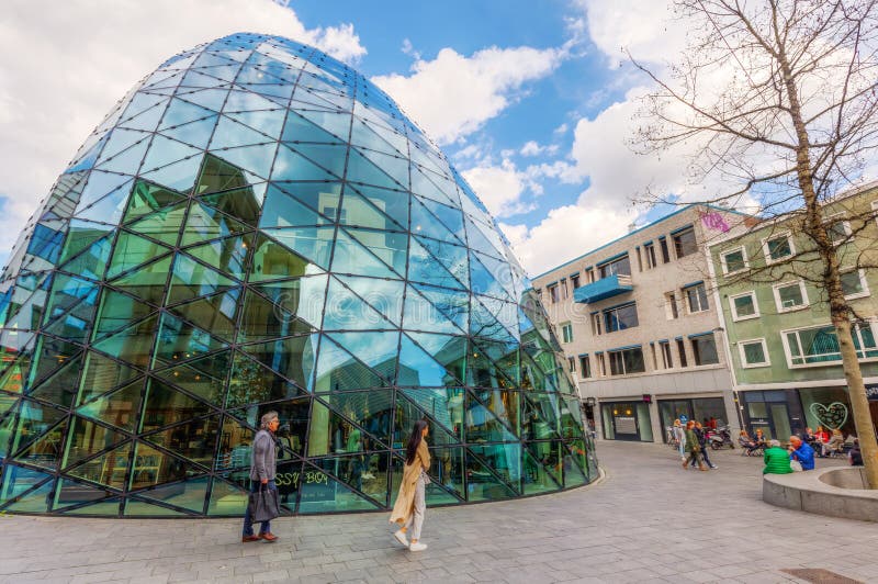 Moderne Architectuur in De Stad Van Eindhoven, Nederland Redactionele ...